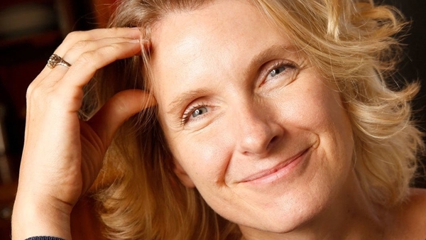 Nữ văn sĩ Elizabeth Gilbert và những tác phẩm về giá trị cuộc sống gia ...