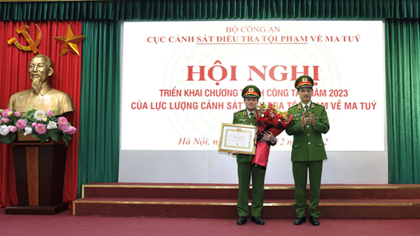 Counter-narcotics police effectively fight illicit drug trafficking ...