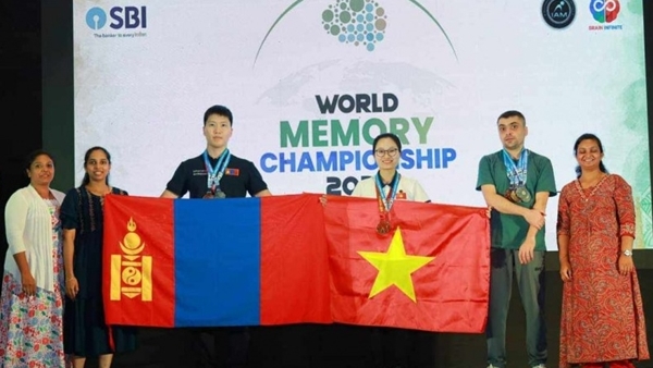 Vietnamese girl breaks record at World Memory Championship 2023 ...