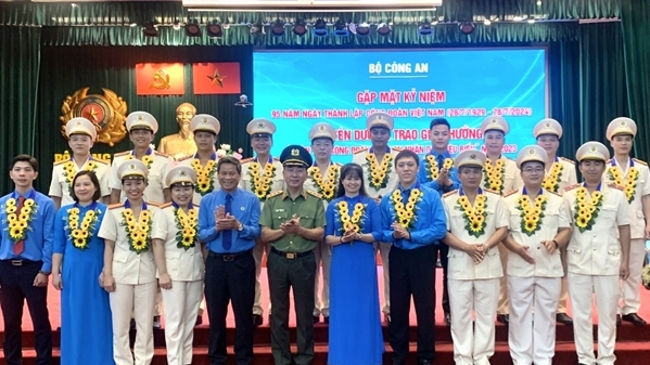 Vinh Danh 20 đoàn Viên Công đoàn Cand Tiêu Biểu Báo Công An Nhân Dân điện Tử
