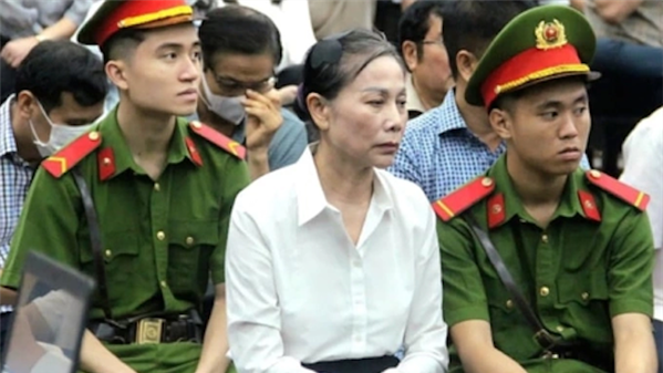 Cựu Bí thư Tỉnh ủy Hoàng Thị Thúy Lan bị tuyên phạt 14 năm tù - Báo Công an Nhân dân điện tử