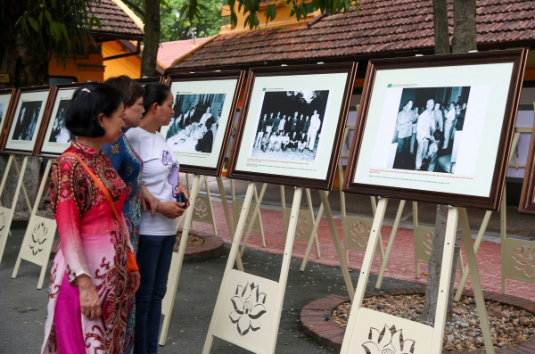 Chuỗi hoạt động đặc biệt kỷ niệm 135 năm ngày sinh nhật Bác trong Khu Di tích Chủ tịch Hồ Chí ...