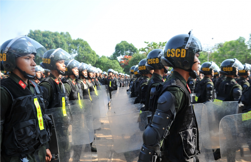 Bế giảng khoá huấn luyện chiến sĩ nghĩa vụ CAND năm 2023 - Báo Công an Nhân dân điện tử