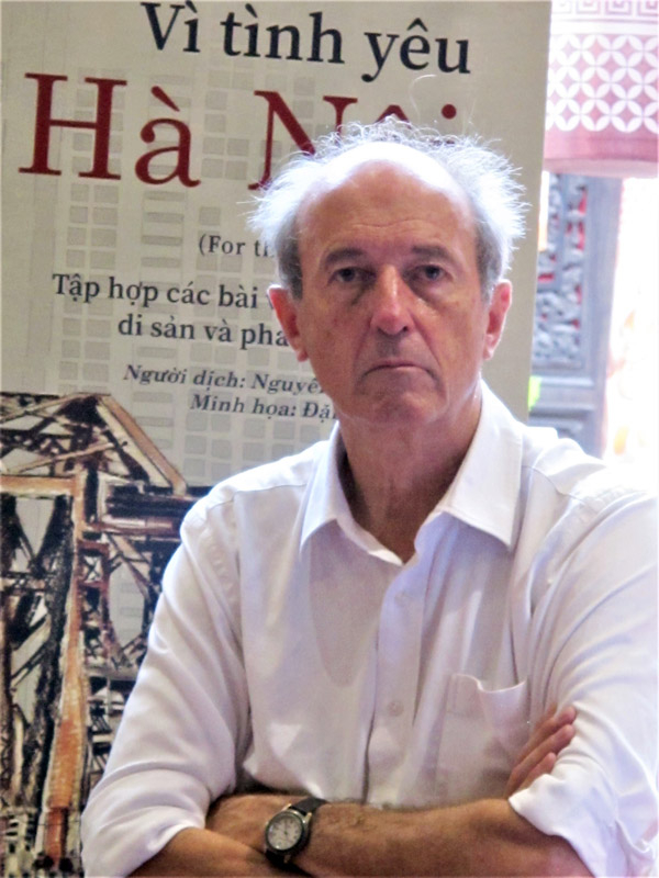 Martín Rama, thân thương lắm “Vì tình yêu Hà Nội” - Báo Công an Nhân ...