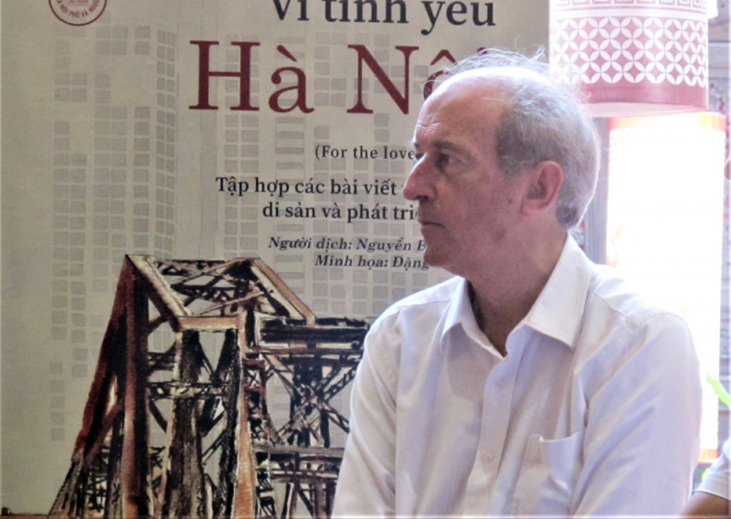 Martín Rama, thân thương lắm “Vì tình yêu Hà Nội” - Báo Công an Nhân ...